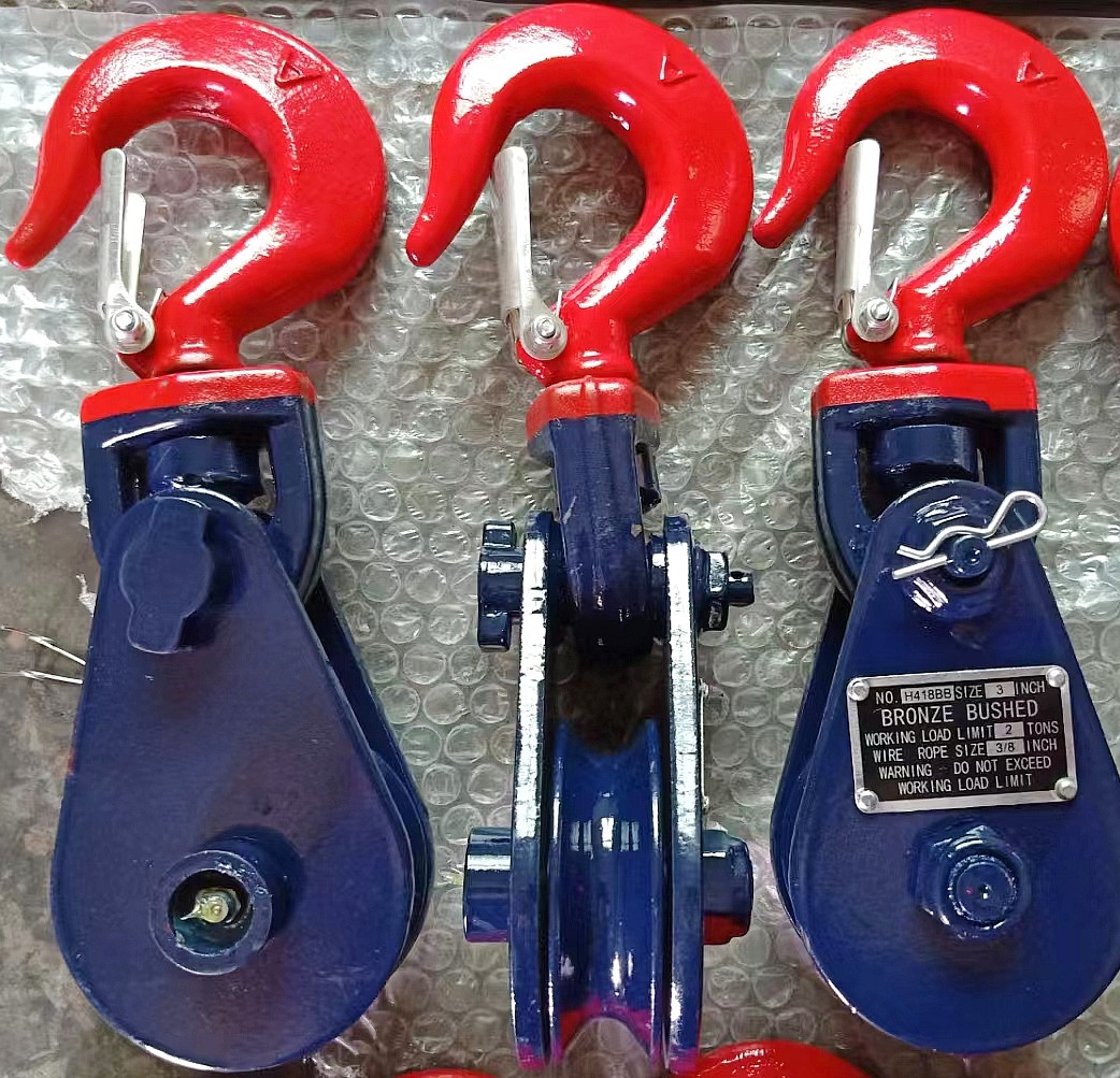 H418 SNATCH BLOCK LIGHT TYPE CHAMPION WITH HOOK